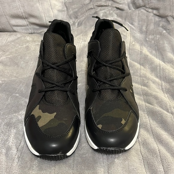 JustFab | Shoes | Camo Sneakers Never Been Worn Includes Original Box ...